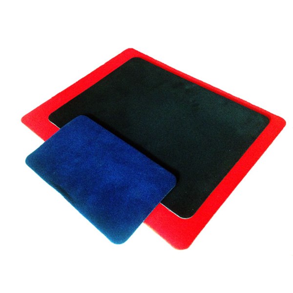 Close Up Mat (Pad) by Royal Magic – Magic Inc.
